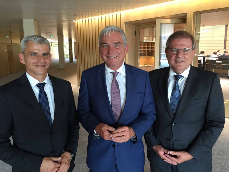 Austausch über Polizeipräsenz in der Grenzregion mit dem Innenminister ...